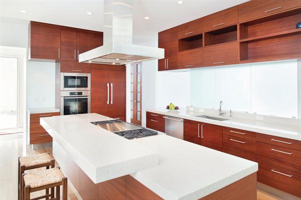 Tremont Kitchen | Builder Magazine