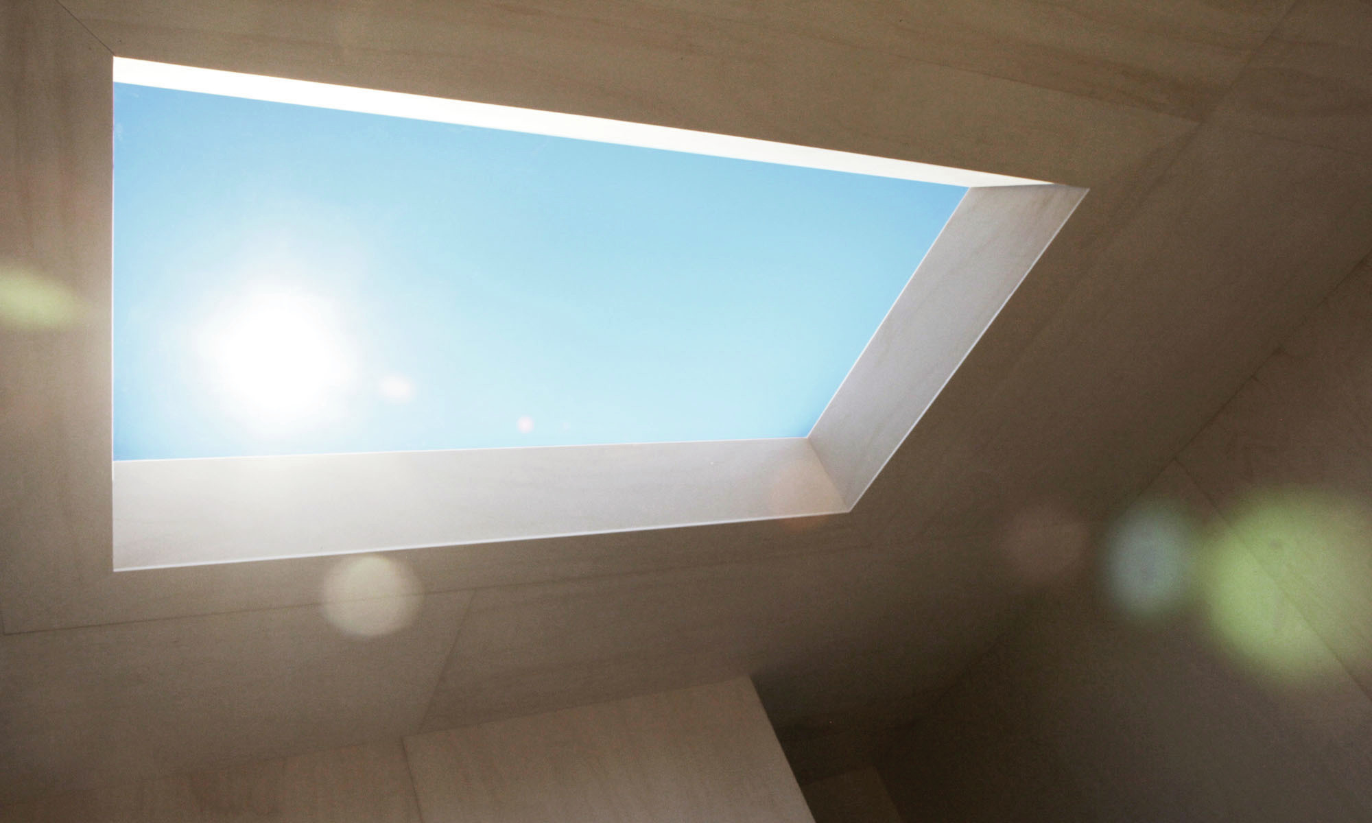 Faux Skylight Mimics the Sun and Clouds