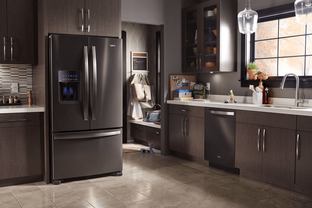 Expert Q & A: How to accentuate new color finishes in the kitchen
