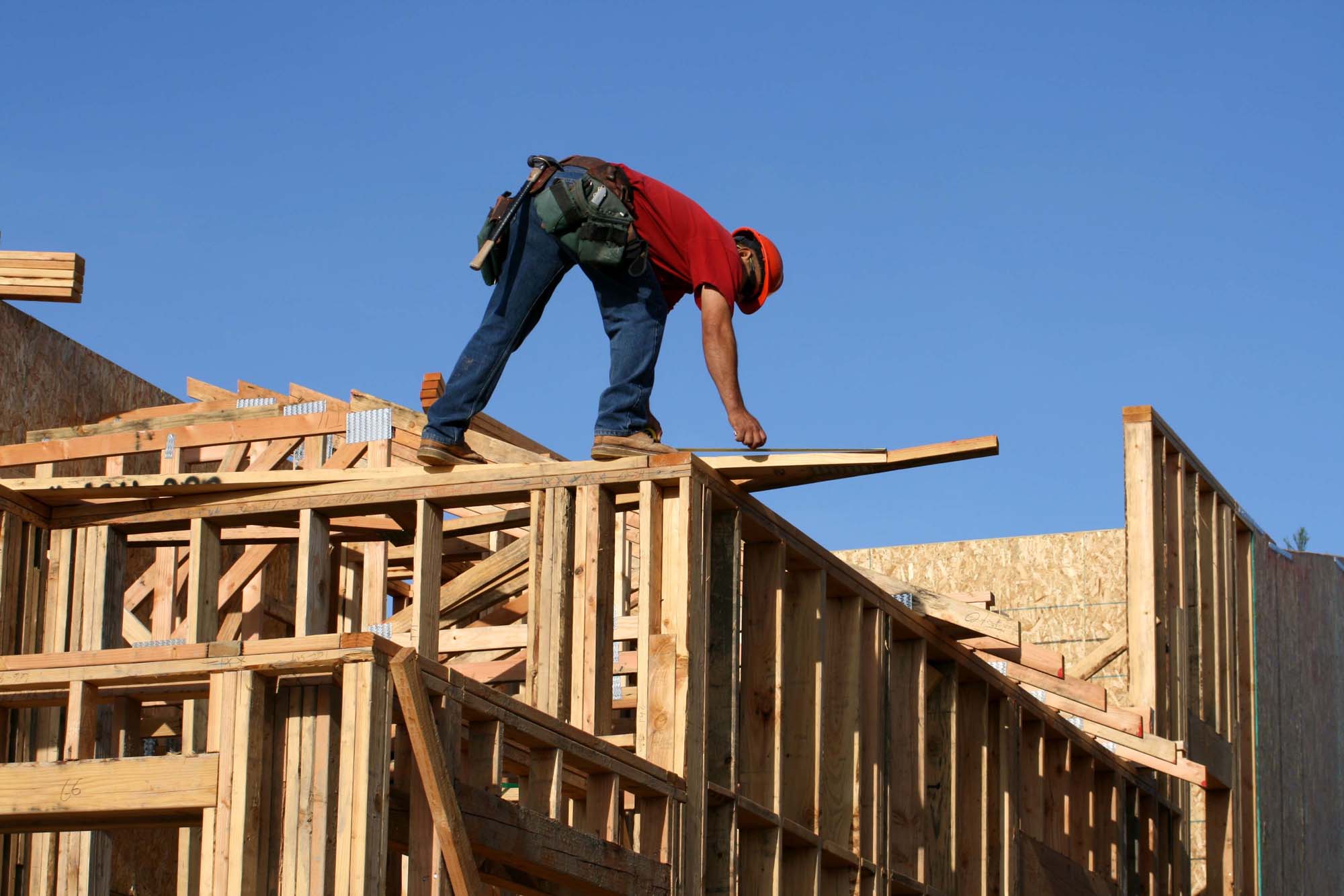 Builder Confidence Holds Steady in December As Business Headwinds ...