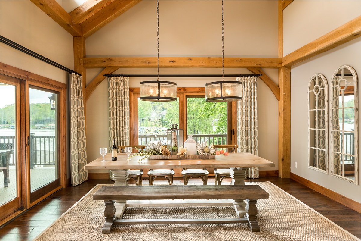 Seven Timber Frame Homes That Exemplify the Modern Farmhouse Look