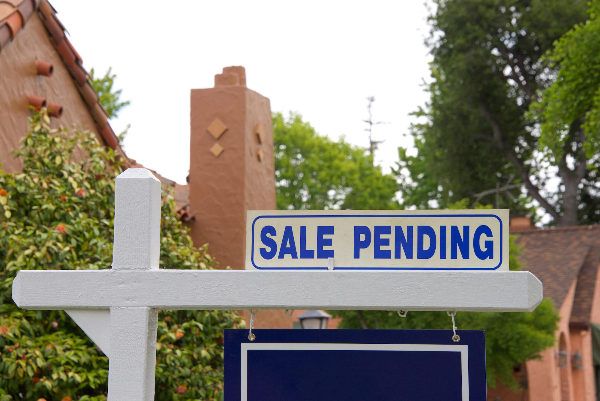 Pending Home Sales Fall 10.6% in February