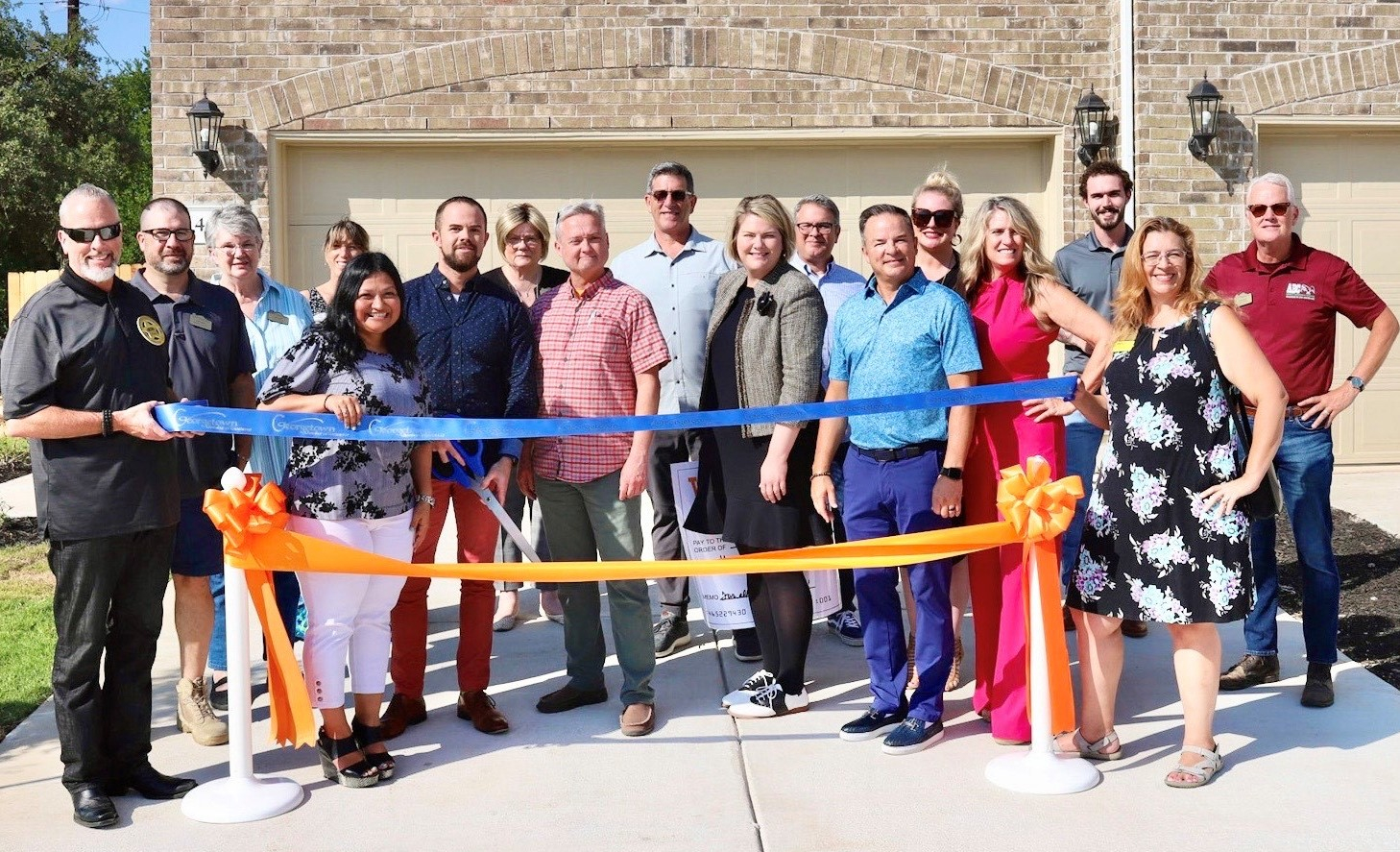 Wan Bridge Opens Build-to-Rent Community in Central Texas