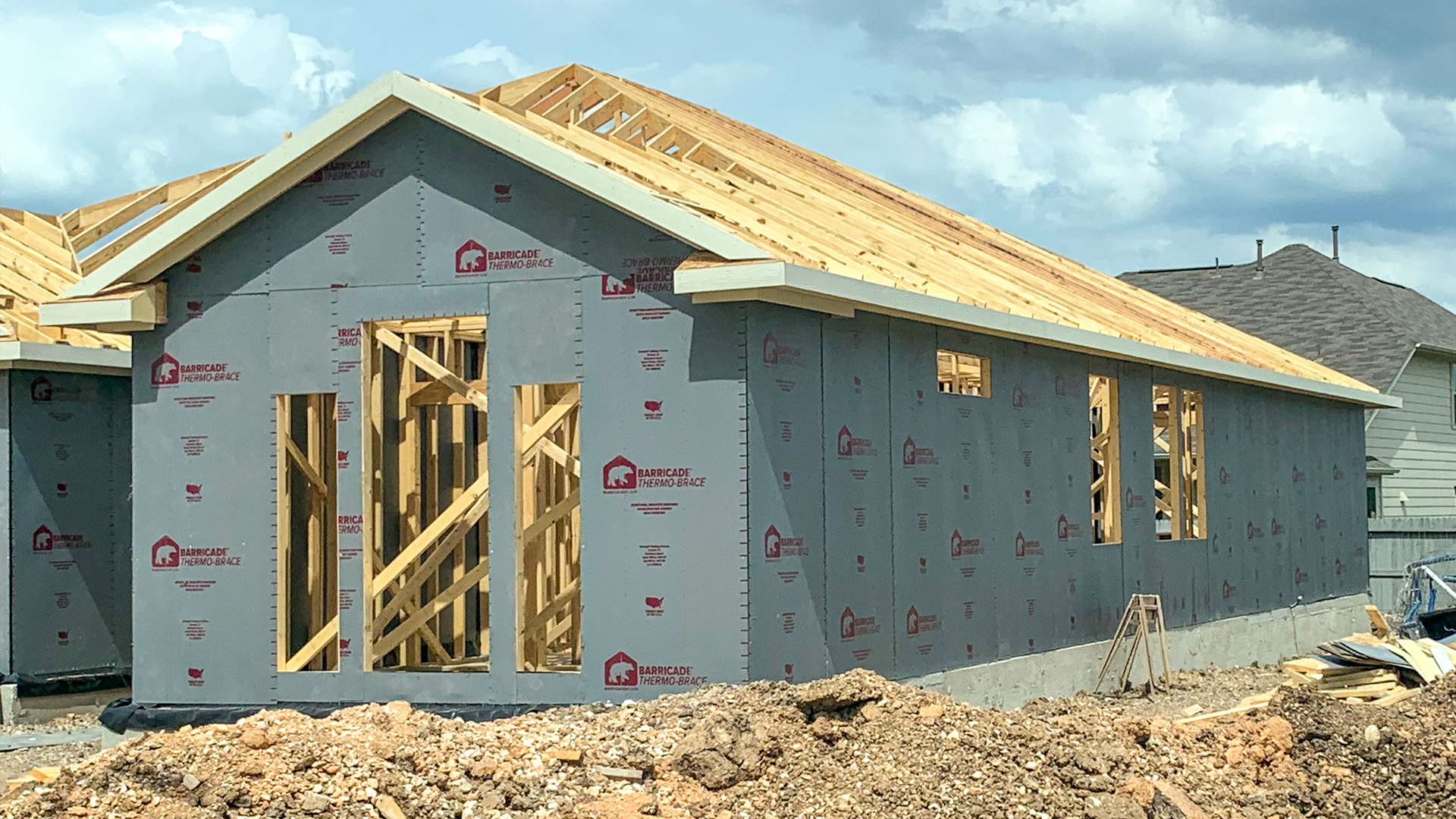 Barricade Thermo-Brace | Builder Magazine