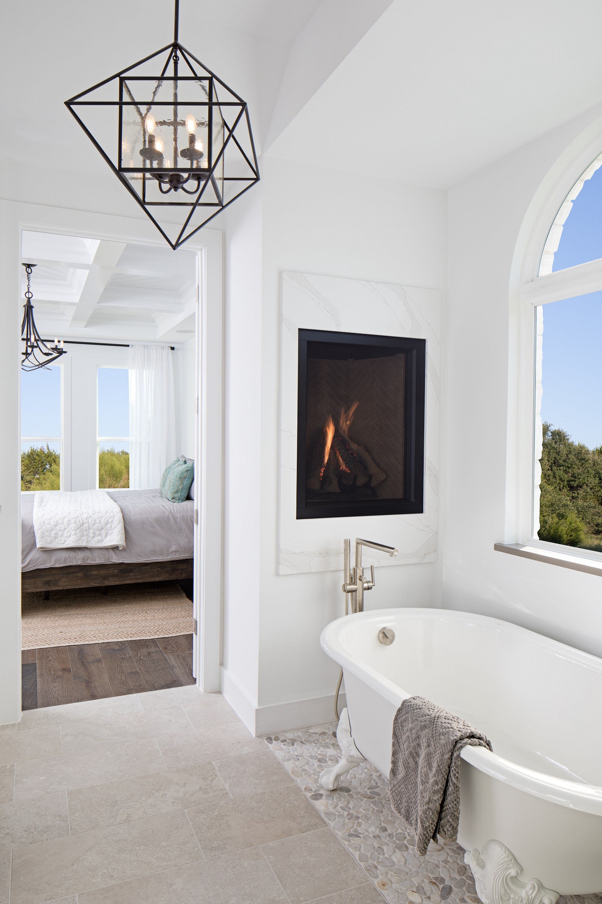 The Great Bathroom Debate: Shower or Tub?