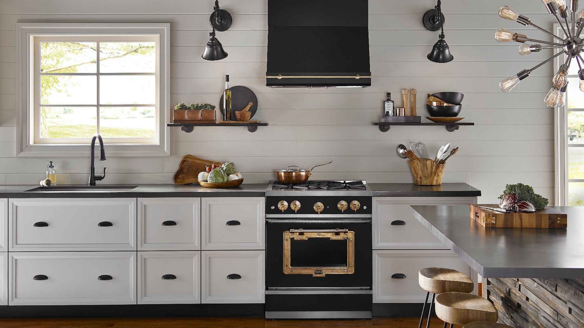 Distinctive New Appliance Choices Add Style to the Kitchen