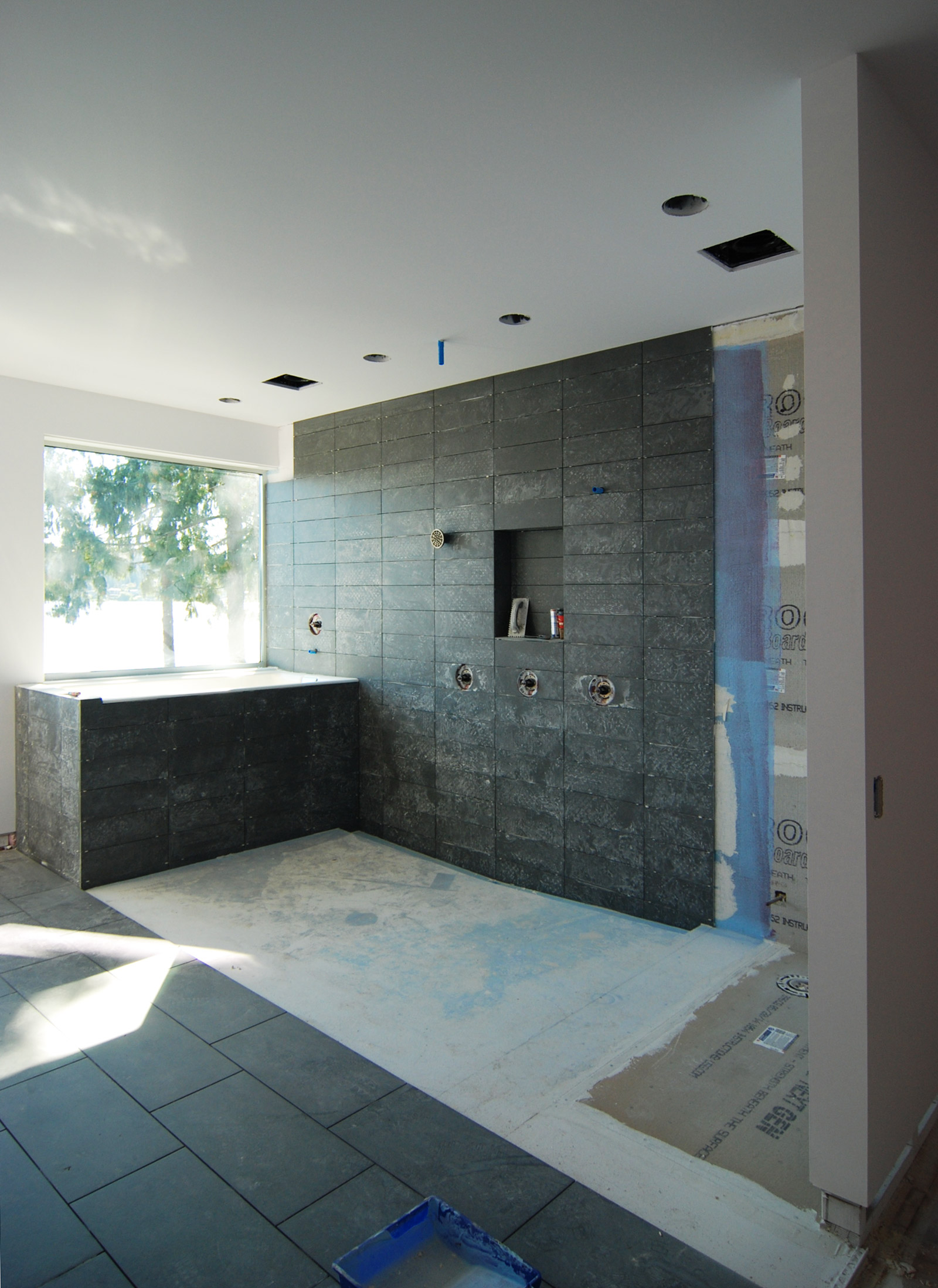 Mastering the Curbless Shower