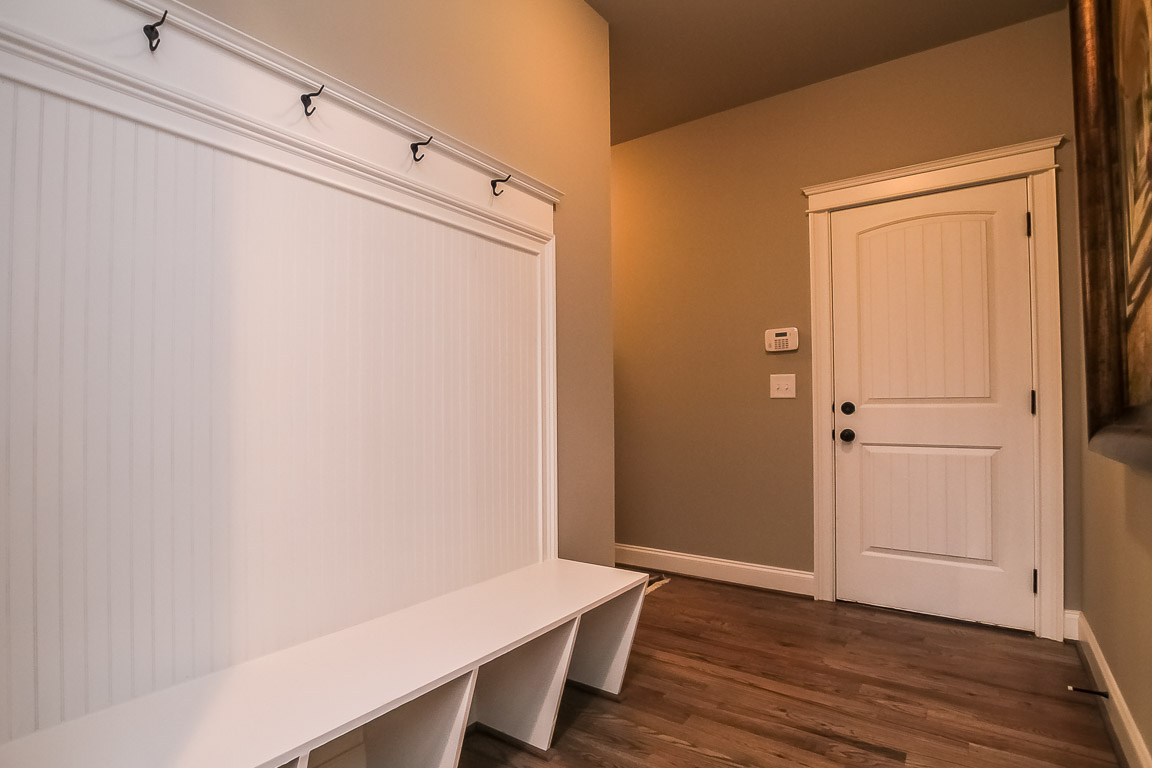 11 Marvelous Mudrooms and Entryways