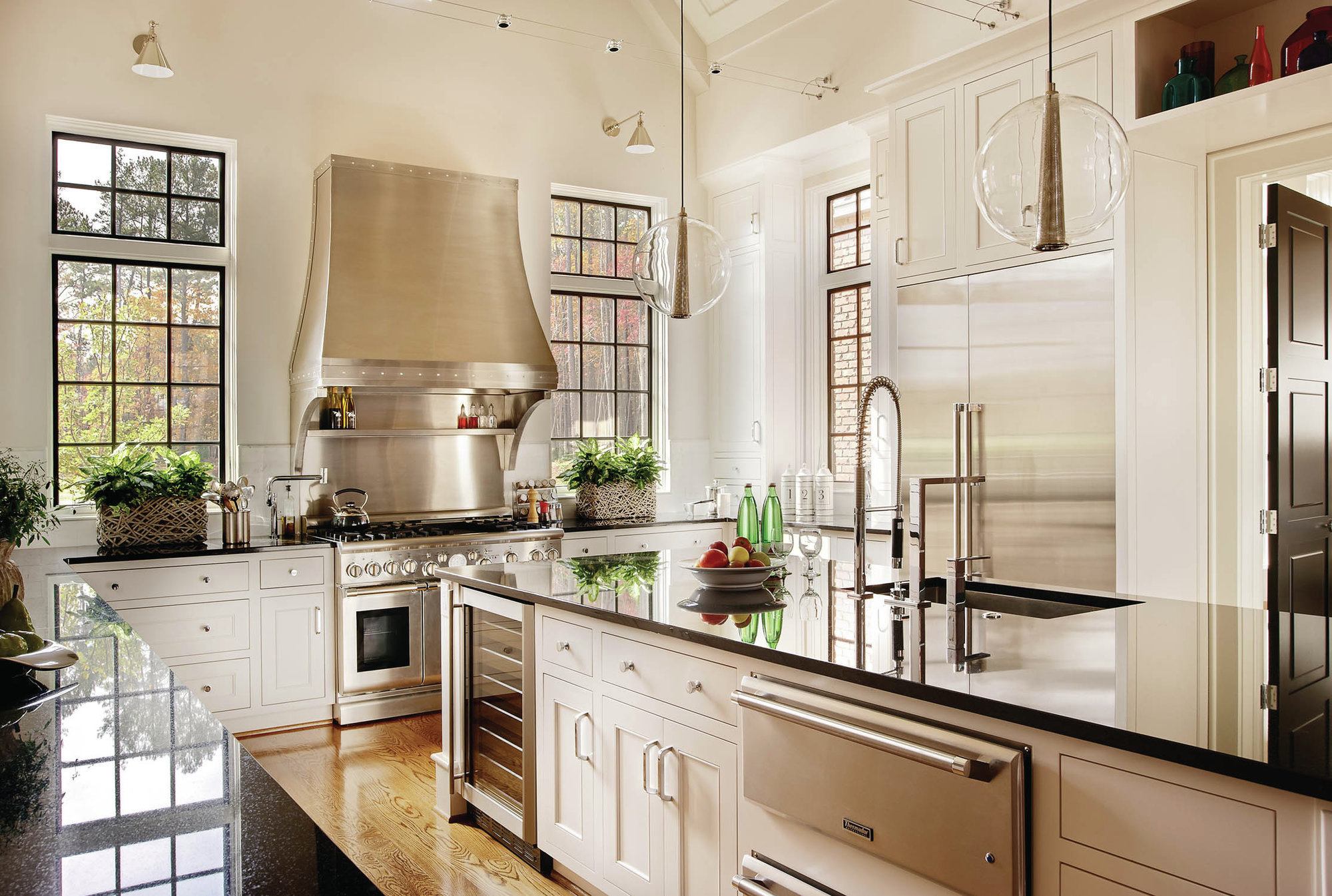 A gorgeous, hard-partying kitchen