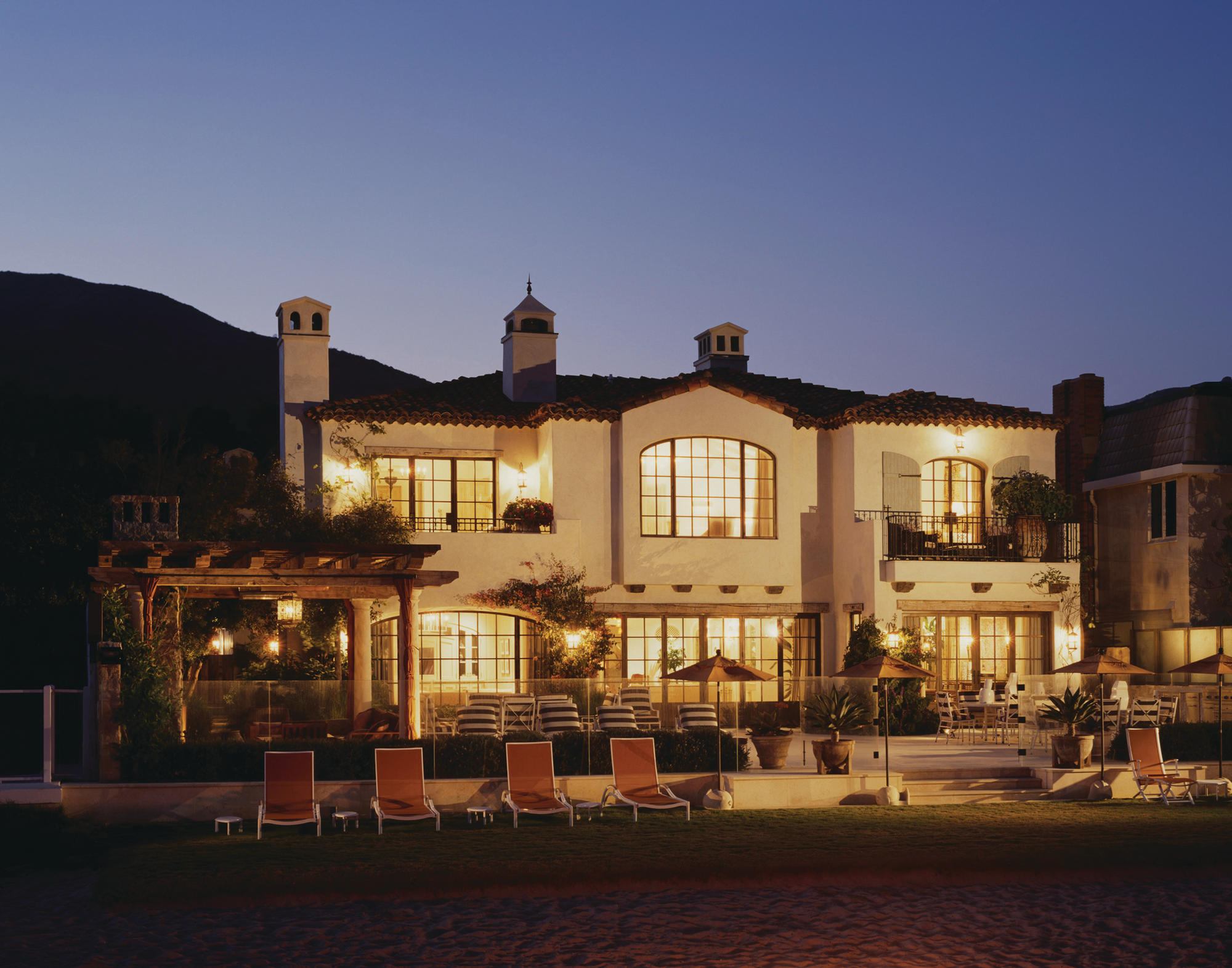 2010 Gold Nugget Awards: Gores Beach Villa