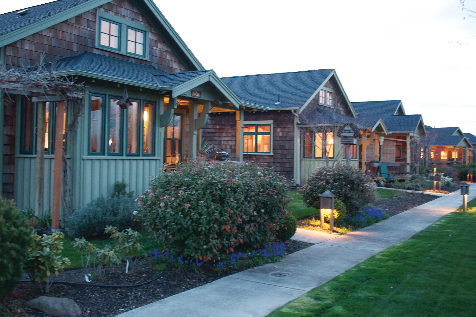 Pocket Neighborhoods Tackle Sprawl One Acre at a Time
