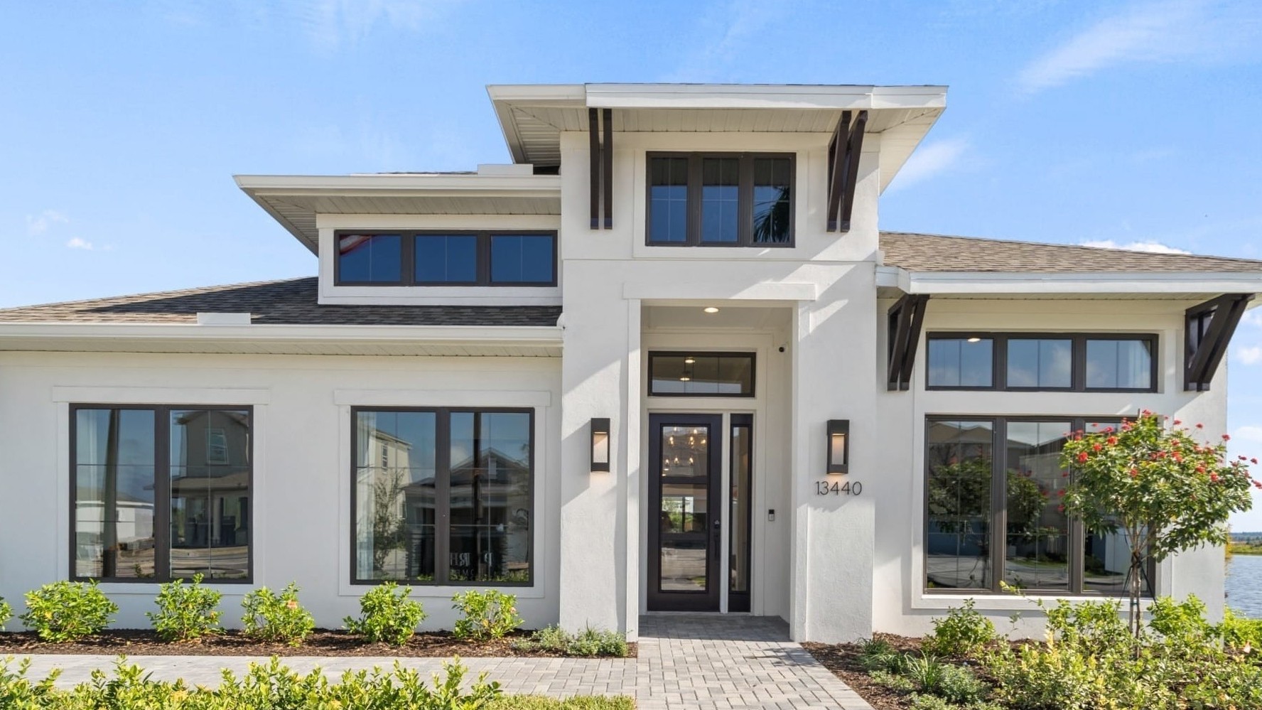 Donald R. Horton Dies at 74