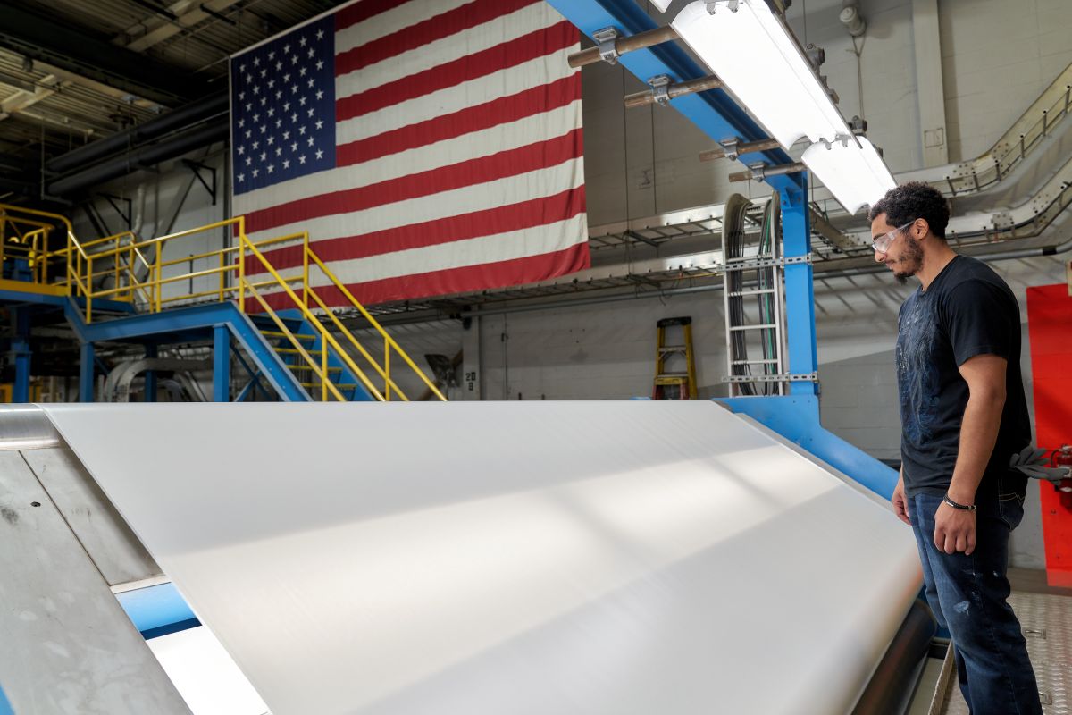 Sherwin-Williams Adds High Hide White Base for Emerald Urethane Trim Enamel